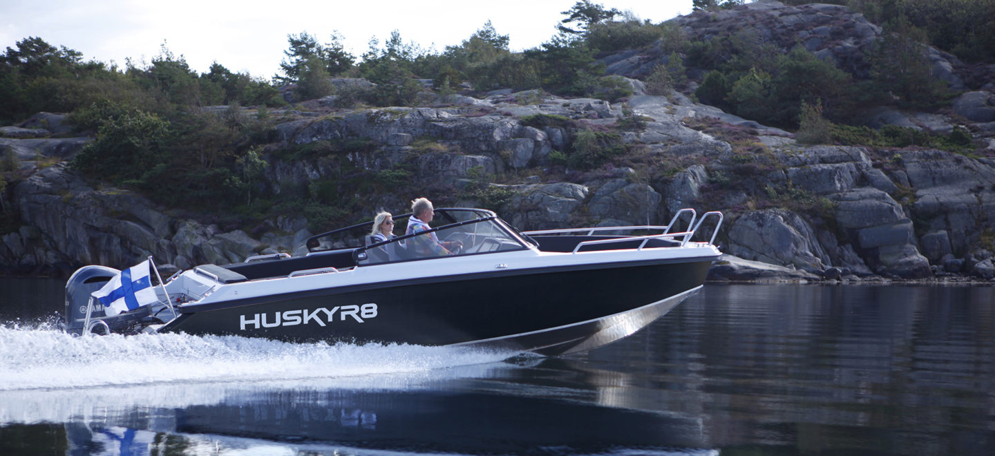 Finnmaster Husky R8 - Gridsvåg Båt & Motor AS